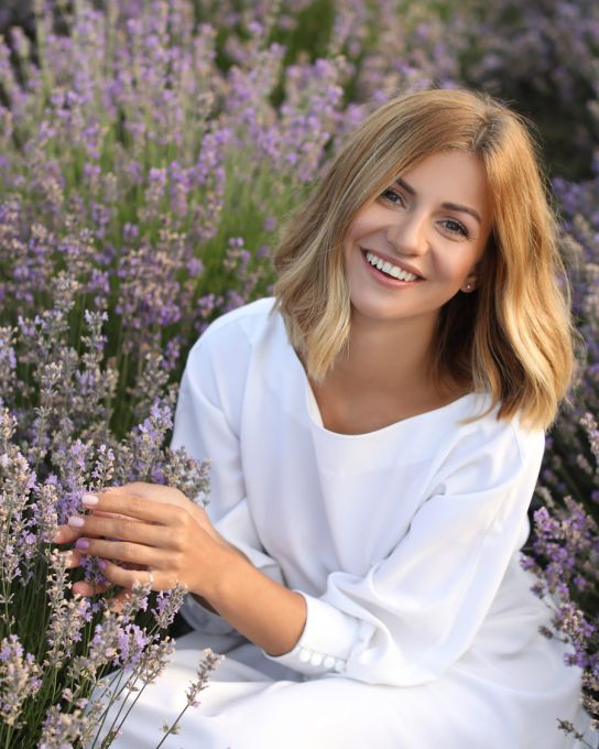 Naslovna - Ivana Zečević